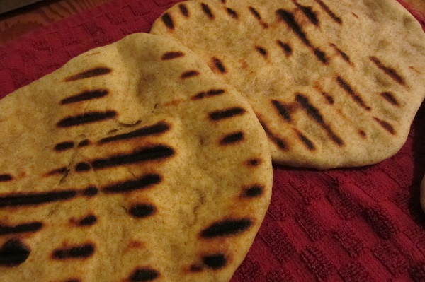 Weeknight Flatbread With Rye Flour And Greek Yogurt – FlatbreadGarden